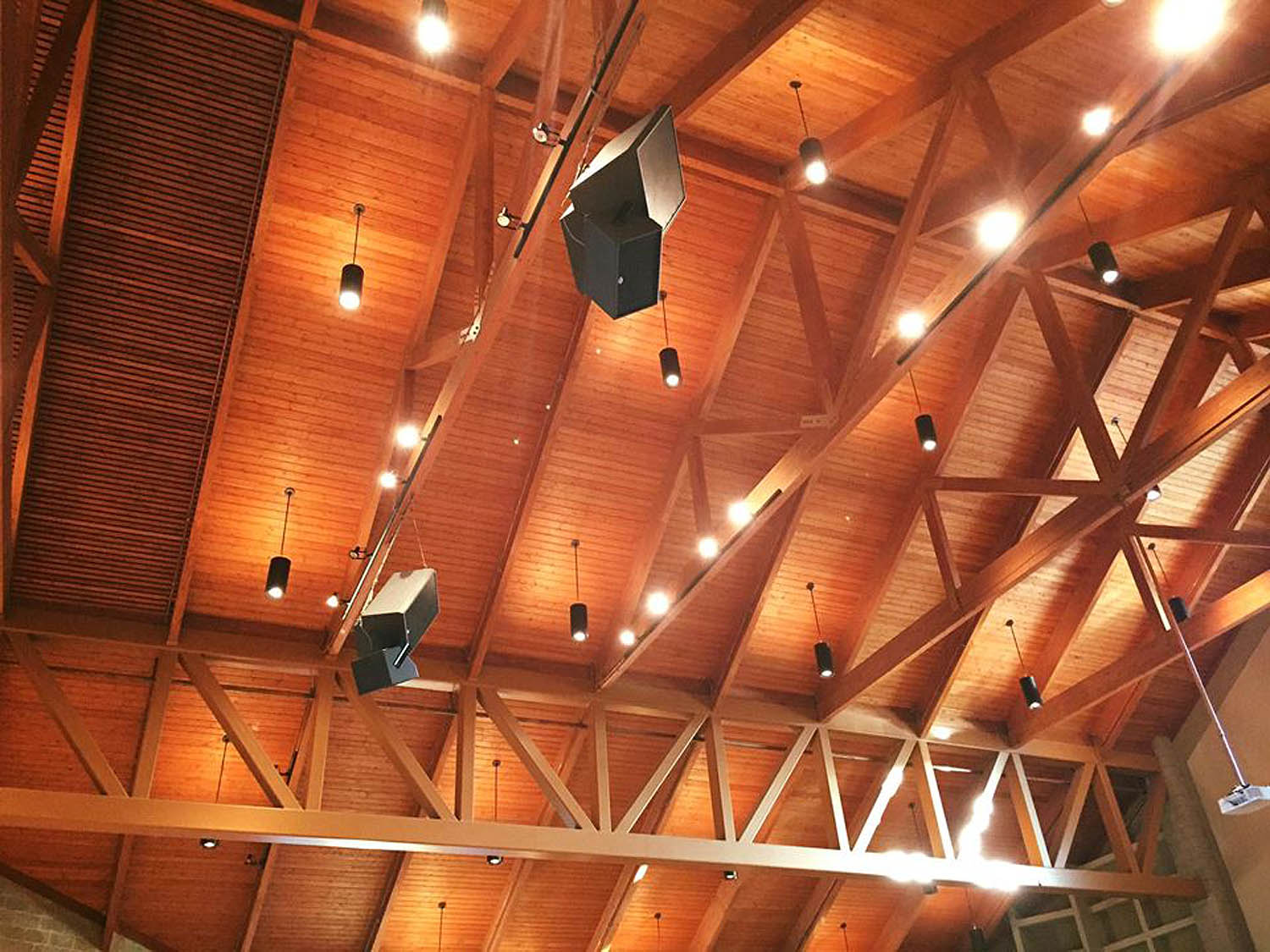 DANLEY AND AVE MAKE MUSIC AT AMERICAN REFORMED CHURCH | Danley Sound Labs