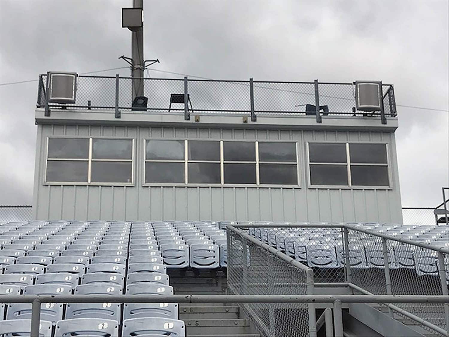 DANLEY WEATHERIZED OS-80 SPEAKERS AND MULTI-CHANNEL AMPS RETURN CRISP ...