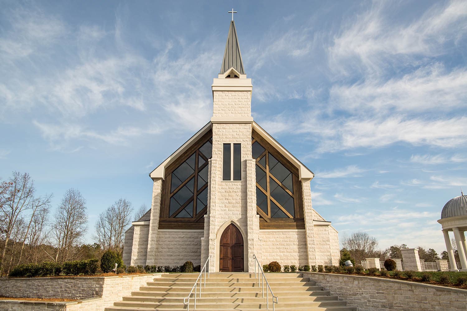 DANLEY SPEAKERS ENHANCE THE BEAUTY OF THE CHAPEL ON MCEVER | Danley ...